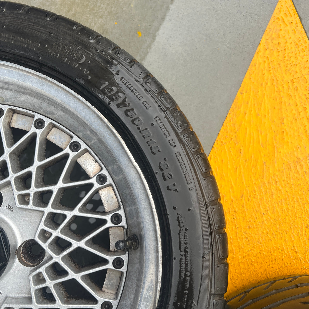 15” Hero Mesh Pair – 660 Garage